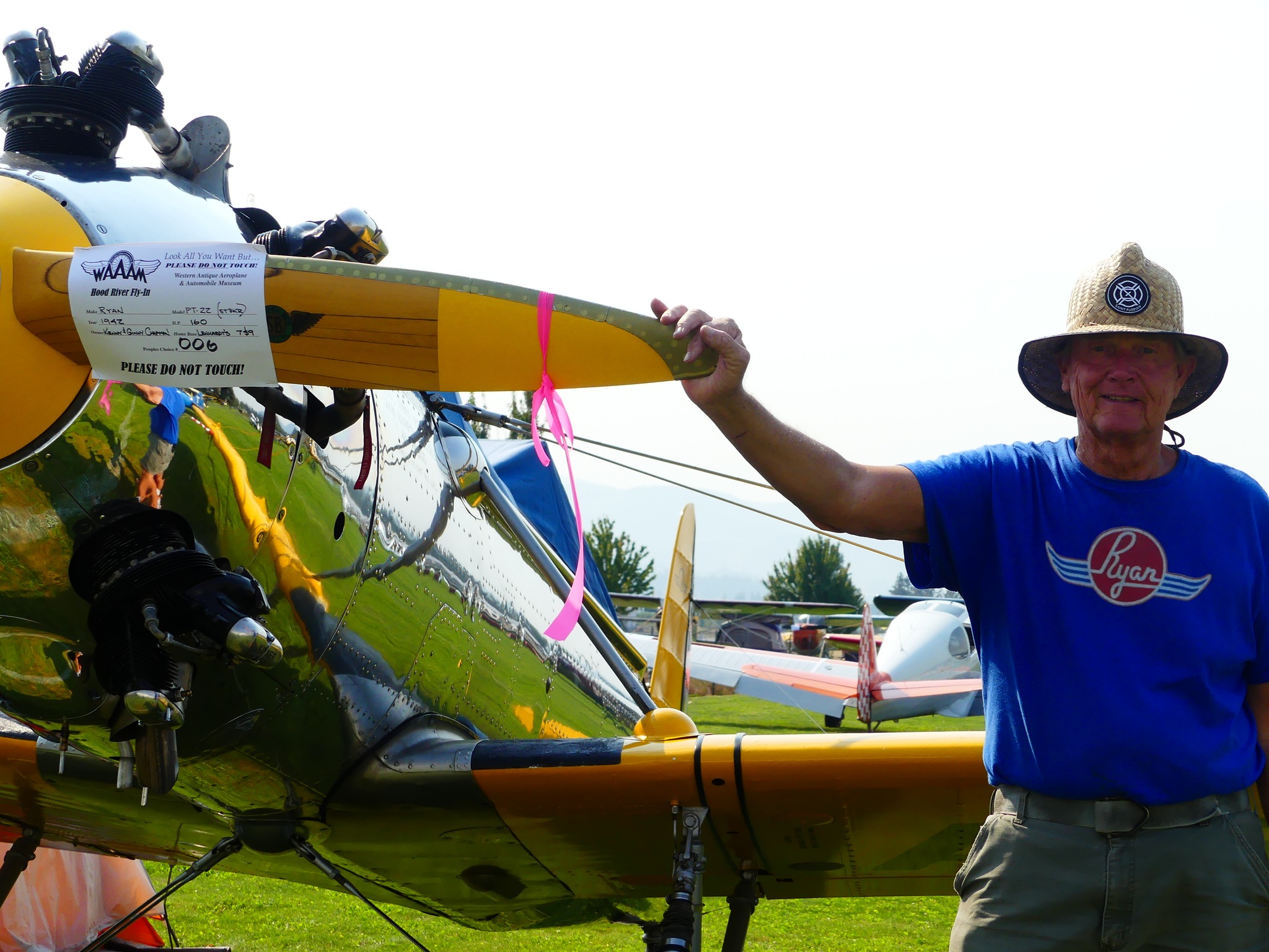 Western Antique Aeroplane & Automobile Museum (WAAAM) Hood River Fly-In ...